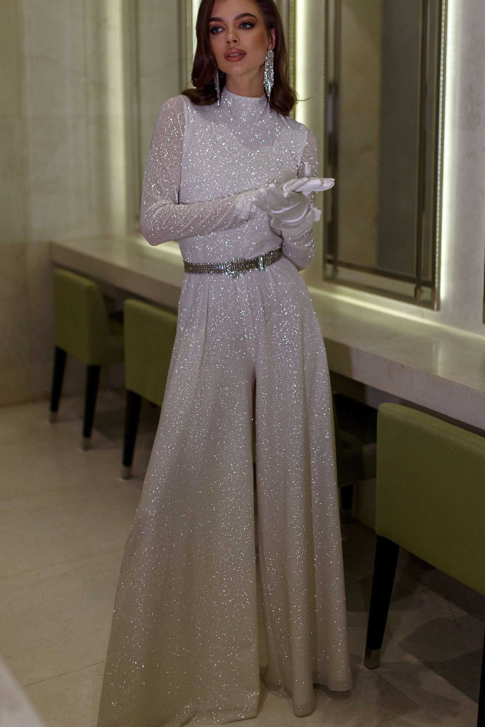 KIFERONA - Bridal dresses • Demure-boutique.com